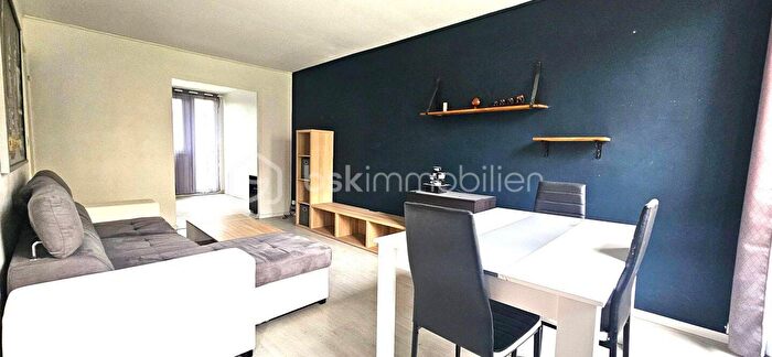 Appartement à louer - Grenouillère-Marnois-Rive de Marne, Noisy-le-Grand - 3 pièces - 2 chambres