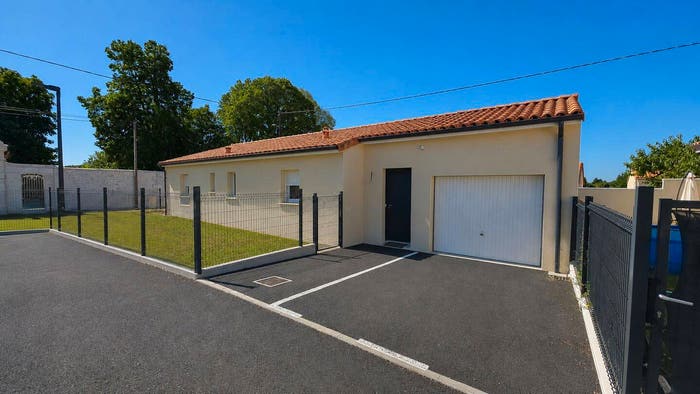 Saint-Yrieix-sur-Charente : Maison 4 pièces à louer