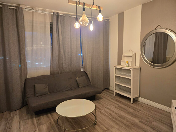 Appartement à vendre - Grenoble, Championnet - 2 pièces - 1 chambre