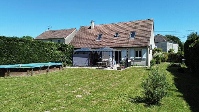 Maison à vendre - Coulommiers - 6 pièces - 3 chambres