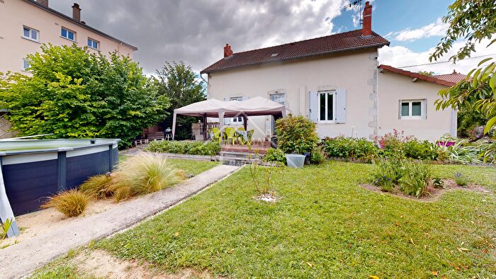 Gannat : Maison 7 pièces à vendre