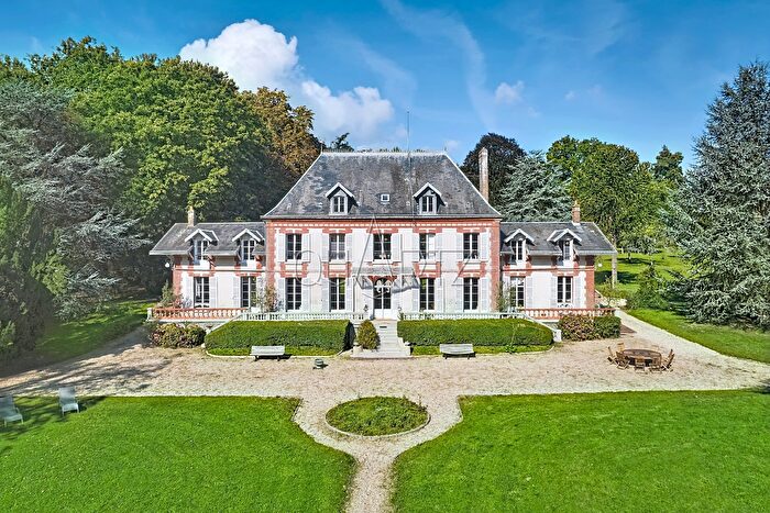 Maison 15 pièces à Gisors, à vendre