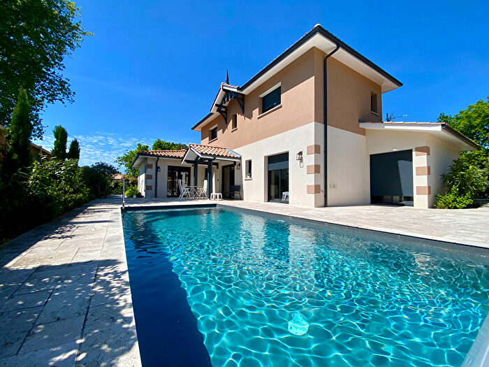 Maison à vendre - Gujan-Mestras, Mestras - 6 pièces - 4 chambres