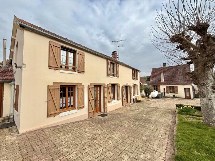 Maison à vendre - Marines - 6 pièces - 3 chambres