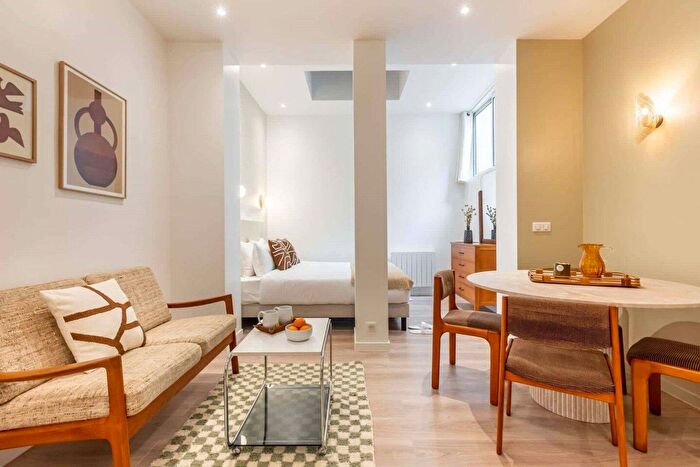 Appartement à louer - Vendôme, Paris er arrondissement - 1 pièce