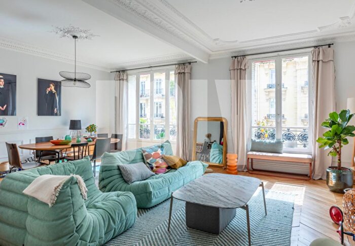 Neuilly-sur-Seine, Plaine des Sablons : Appartement 4 pièces à vendre