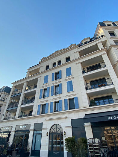 Appartement à louer - Clamart, Jardin Parisien - 2 pièces - 1 chambre