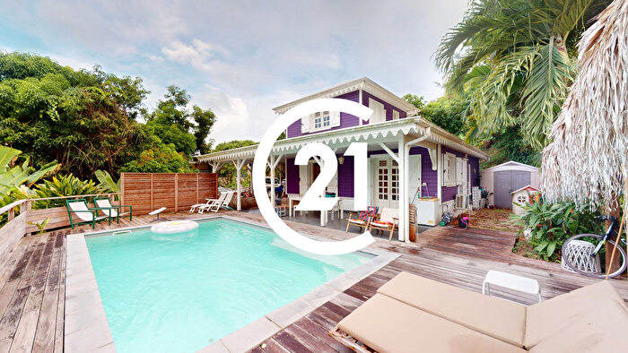 Maison à vendre - La Trinité - 5 pièces - 4 chambres