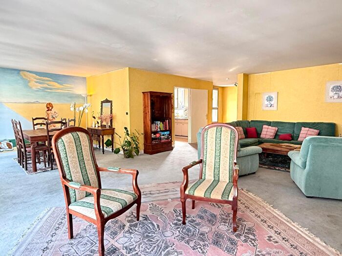 Appartement à vendre - Paris e , Violet, Commerce - 5 pièces - 3 chambres