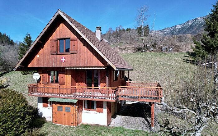 Maisons à vendre et appartements à louer - 1