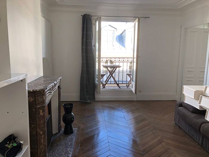 Appartement à louer - Les Halles, Paris er arrondissement - 2 pièces - 1 chambre