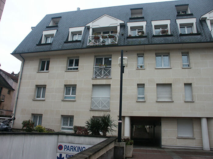 Appartement 2 pièces à Orsay, Centre-ville, à louer