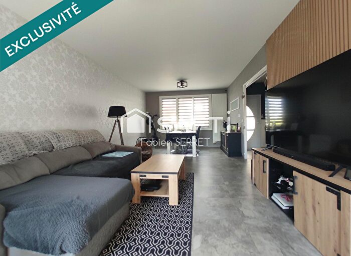 Saint-Lô, Nord : Maison 4 pièces à vendre