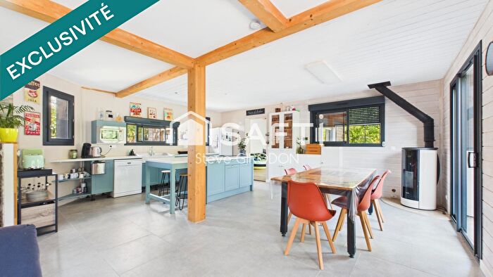 Maison 5 pièces à Andilly, à vendre