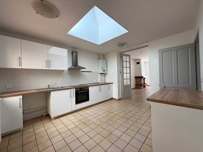 Maison à louer - Henriville, Amiens - 5 pièces - 4 chambres