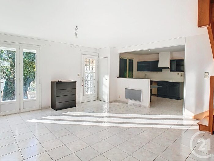 Maison à louer - Prades-le-Lez - 4 pièces - 3 chambres