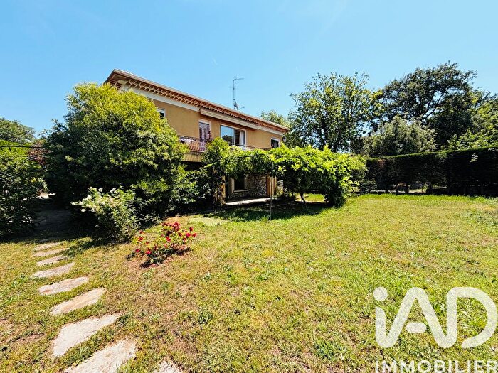 Roquefort-les-Pins - Maison 8 pièces à vendre
