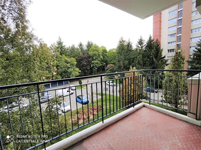 Appartement à louer - Sainte-Foy-lès-Lyon, Provinces, Chavril - 3 pièces - 2 chambres