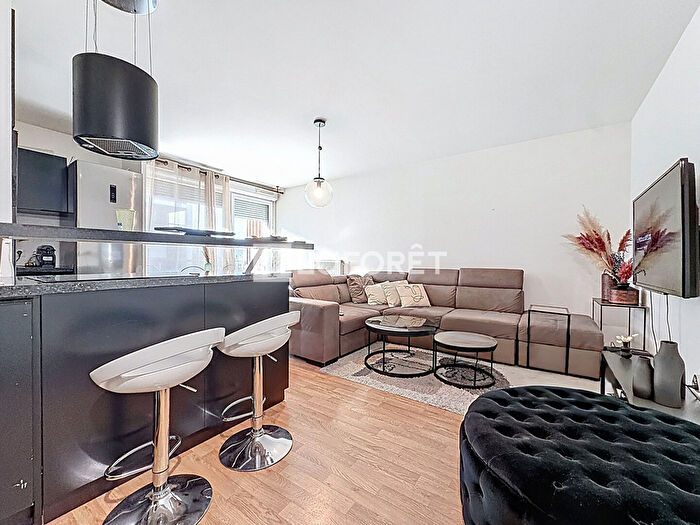 Appartement à louer - Limeil-Brévannes, Pasteur, Marquèze - 3 pièces - 2 chambres