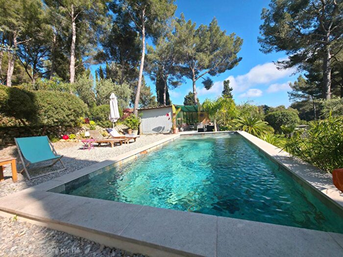 Maison 5 pièces à vendre à Sanary-sur-Mer, Pierredon, Boucène, La Piole, Le Lançon, La Bernarde