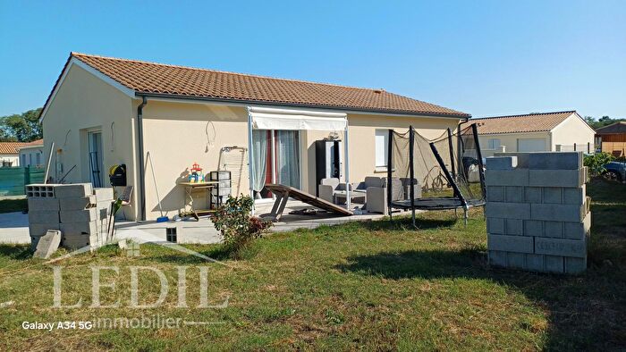 Maison 4 pièces à vendre à Landiras