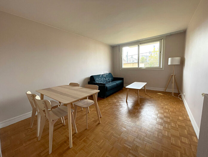 Appartement à vendre - Chaville, Ursine - 1 pièce