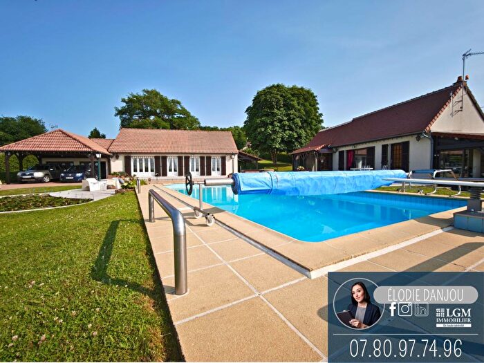 Maison à vendre - Vendôme, Centre-ville, Rochambeau - 5 pièces - 4 chambres