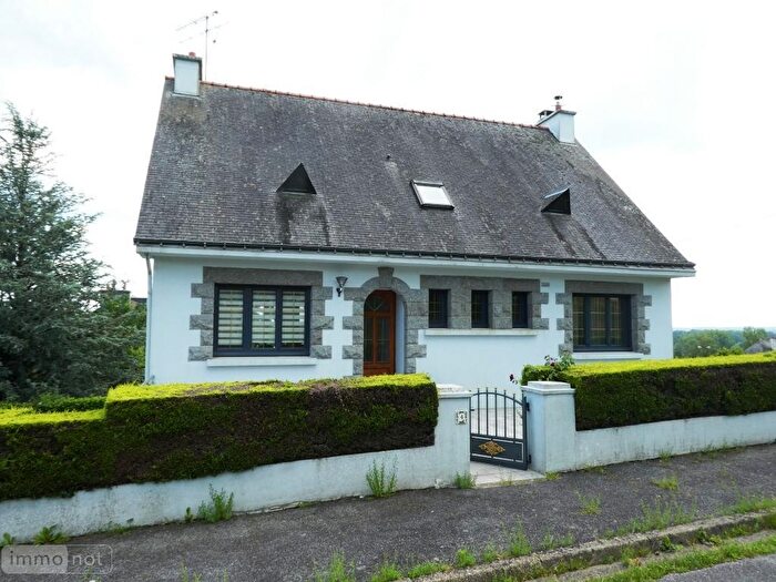 Guémené-sur-Scorff : Maison 5 pièces à vendre