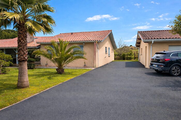 Maison à vendre - Sadirac - 6 pièces - 4 chambres