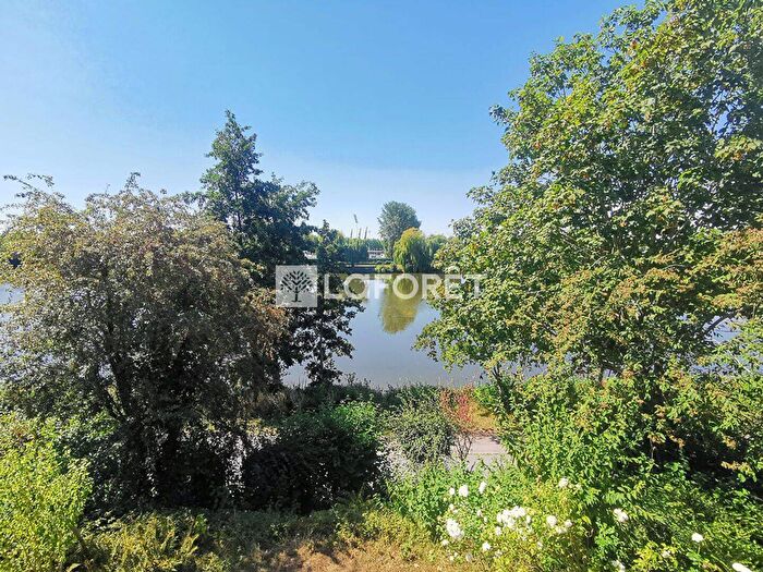 Prés-Flers Bourg-Château, Villeneuve-d'Ascq : Maison 5 pièces à louer