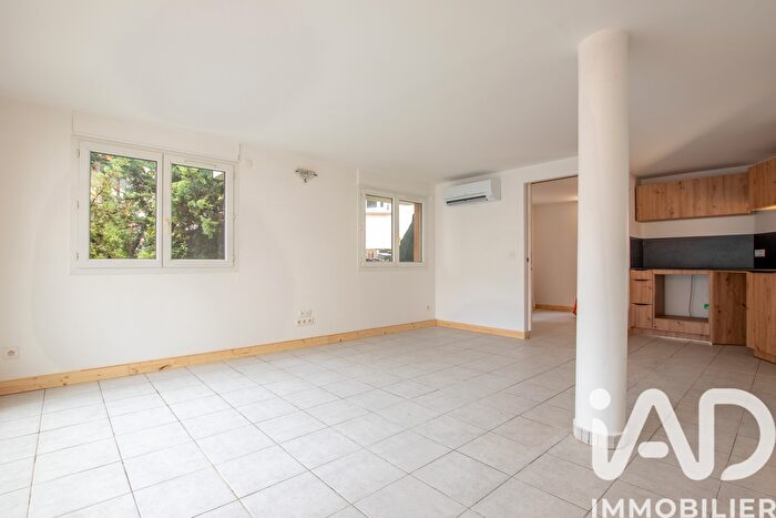 Appartement à louer - Aix-les-Bains, Centre-ville - 2 pièces - 1 chambre