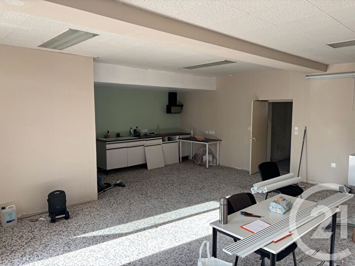 Maison à vendre - Saint-Symphorien-de-Marmagne - 8 pièces - 2 chambres