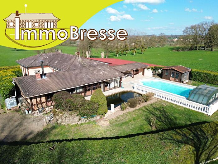 Maison à vendre - Saint-Julien-sur-Reyssouze - 5 pièces - 3 chambres