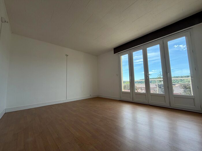 Appartement 3 pièces à louer à Petit-Couronne