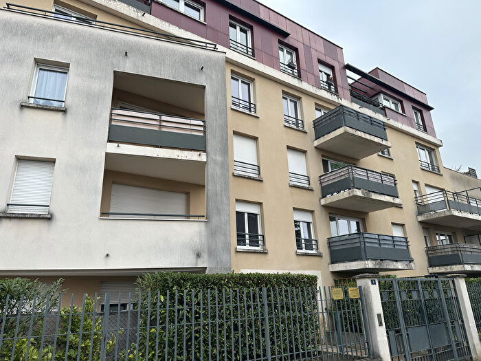 Appartement à vendre - Combs-la-Ville, Gare - 2 pièces - 1 chambre