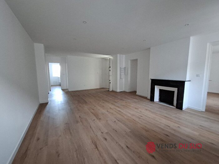 Appartement à louer - Béziers, Centre-ville, Palais des Congrès, Garibaldi, Gambetta - 4 pièces - 3 chambres