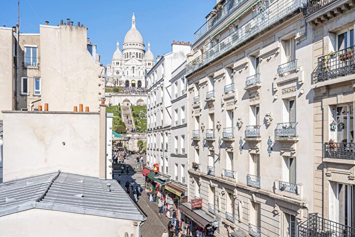 Appartement à vendre - Paris e , Montmartre, Sacré Coeur, Abbesses - 2 pièces - 1 chambre
