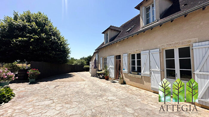 Maison à vendre - La Berthenoux - 14 pièces - 8 chambres