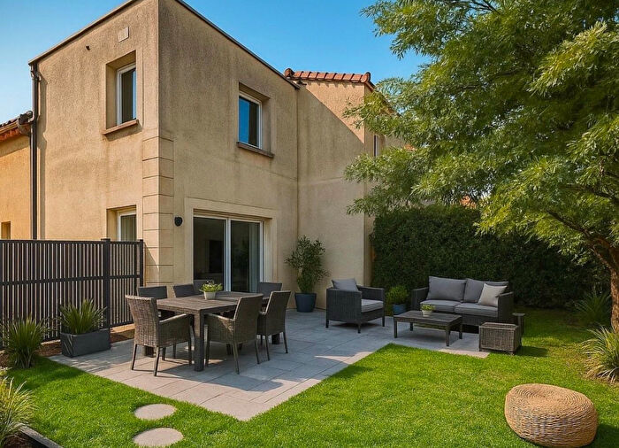 Maison à vendre - Pont-de-lIsère - 4 pièces - 3 chambres