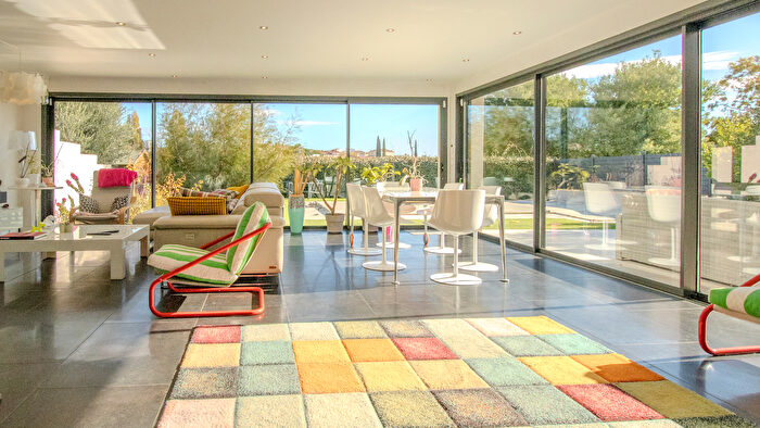 Maison à vendre - La Londe-les-Maures, Château de La Décelle, Les Soleïades, Val Bosquet, Les Hauts de La Décelle - 6 pièces - 4 chambres