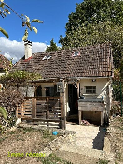 La Ferté-Gaucher : Maison 2 pièces à vendre