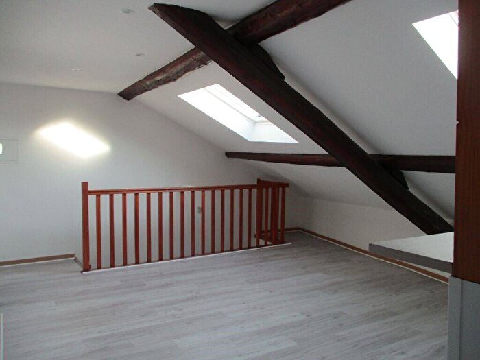 Cités du Gargan-Bellevue-La Cerisaie, Hayange : Appartement 2 pièces à louer