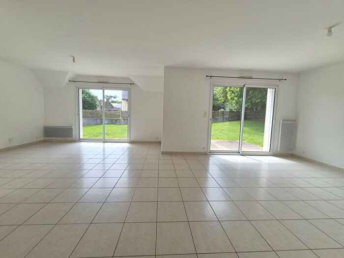 Maison 5 pièces à vendre à Plougoumelen