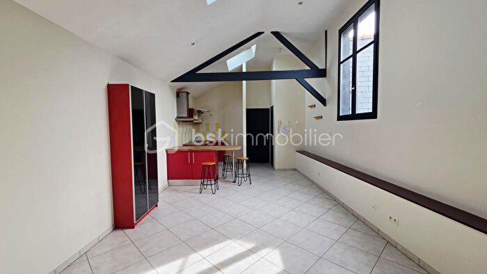 Appartement à vendre - Fougères, Montaubert, Rillé, Saint-Sulpice - 3 pièces - 2 chambres