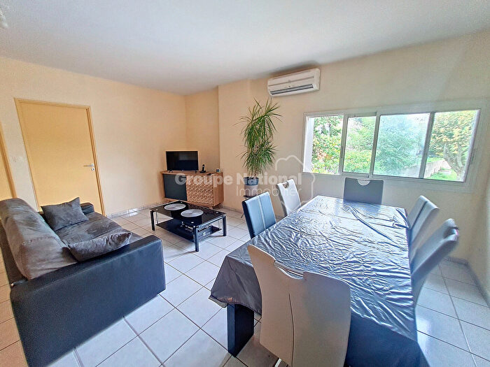 Appartement à louer - Bollène, Centre-ville - 3 pièces - 2 chambres