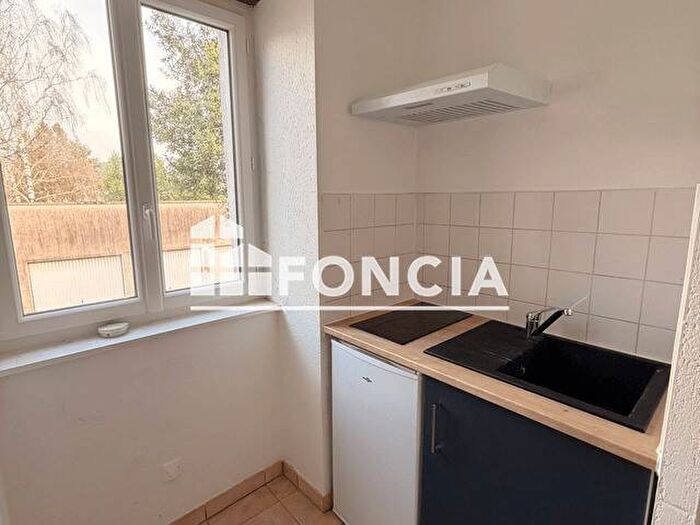 Appartement à louer - Madeleine-Saint Léonard-Justices, Angers - 1 pièce