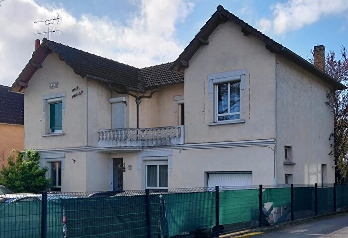 Maison à vendre - Caussade - 6 pièces - 3 chambres
