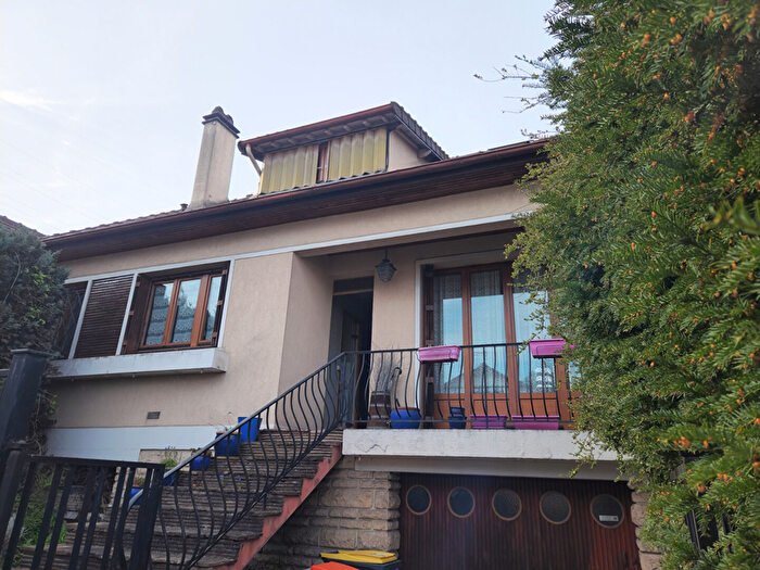 Villemomble, Plateau dAvron, Mairie - Maison 6 pièces à vendre