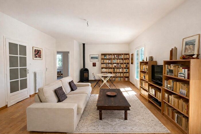 Sauveterre - Maison 6 pièces à vendre