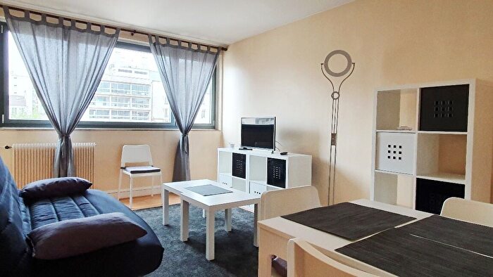 Appartement 1 pièce à louer - Puteaux, République